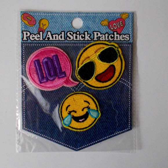 Royal Deluxe accessories, LLC | Accessories | Nwt Peel And Stick Fun ...